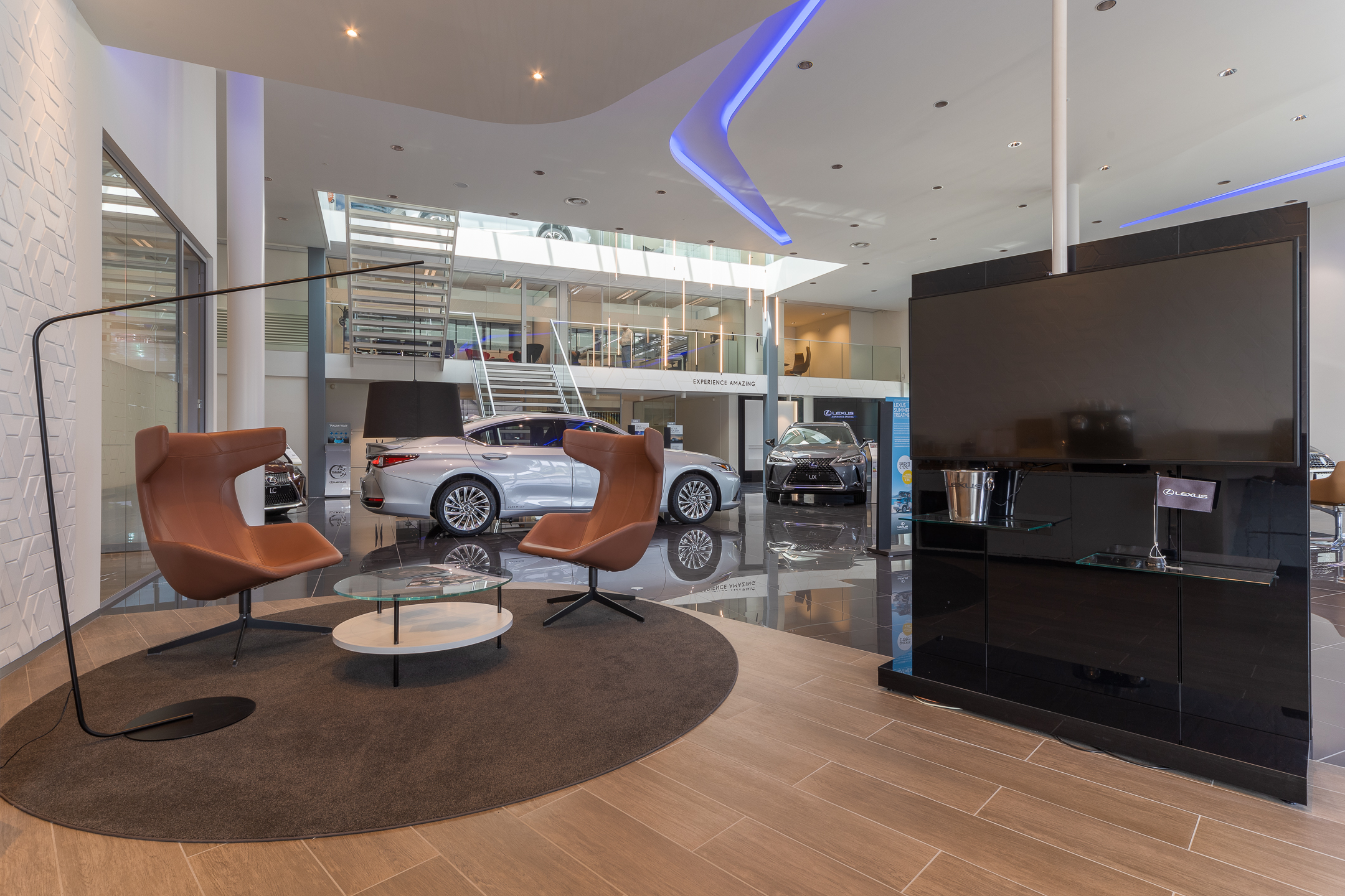 Lexus Rotterdam | Welkom op onze Lexus dealer website.