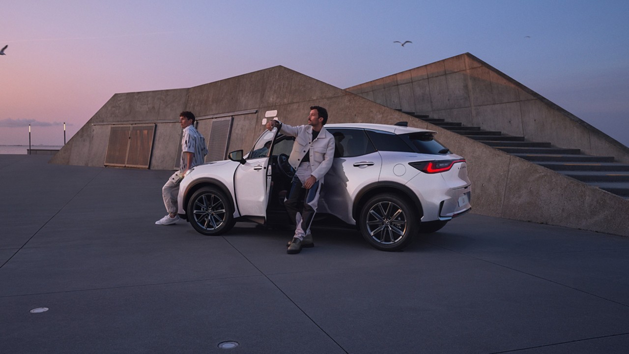 Lexus LBX | Gewoon buitengewoon | Lexus.nl