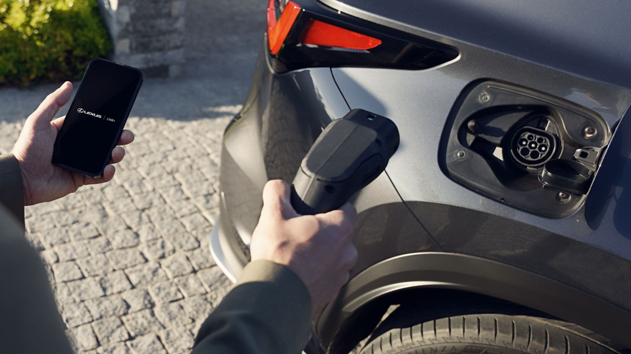 De volledig elektrische Lexus RZ | Lexus.nl